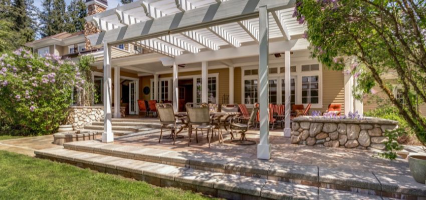How Different Types of Decks Can Add Value to Your Home